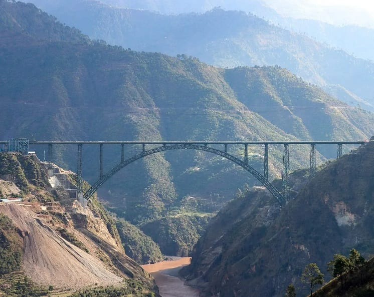 Chenab Rail Bridge (India), the world's highest rail bridge: a very ...